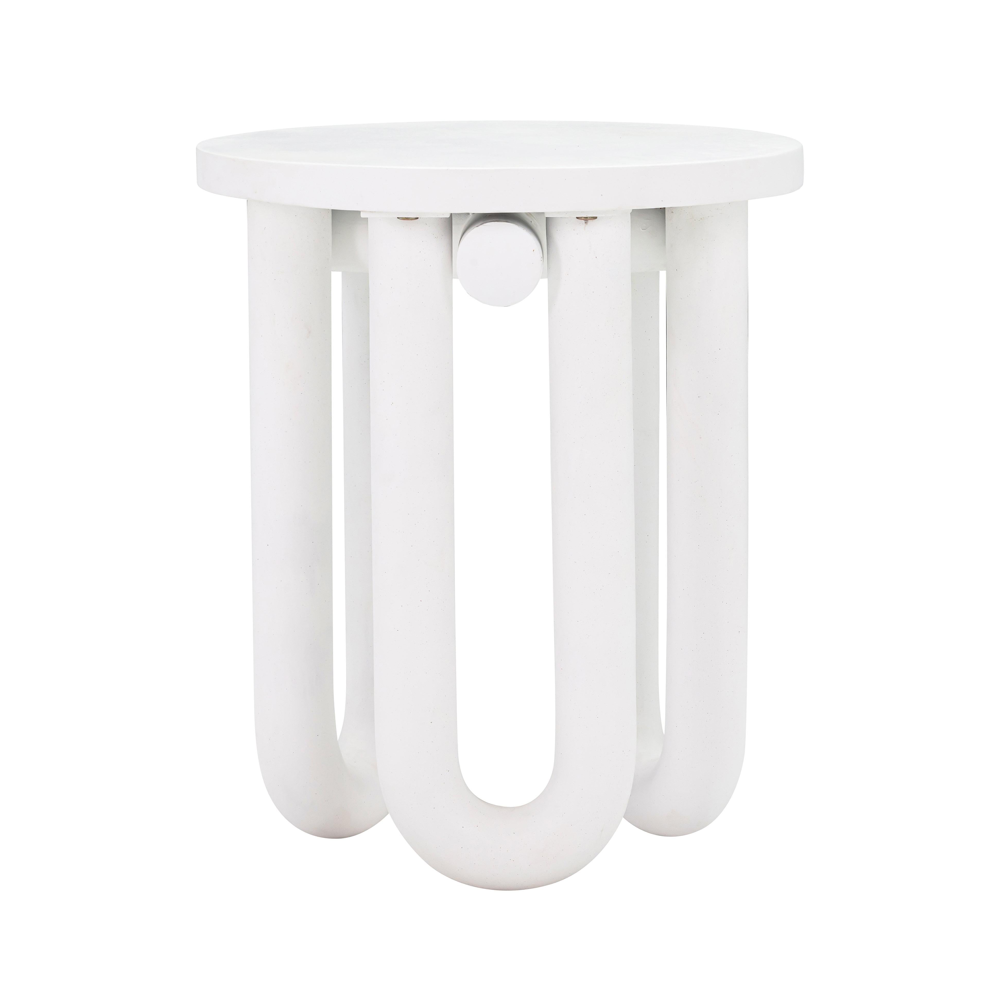 Tildy White Concrete Indoor / Outdoor Round Side Table – TOV B2B US ...